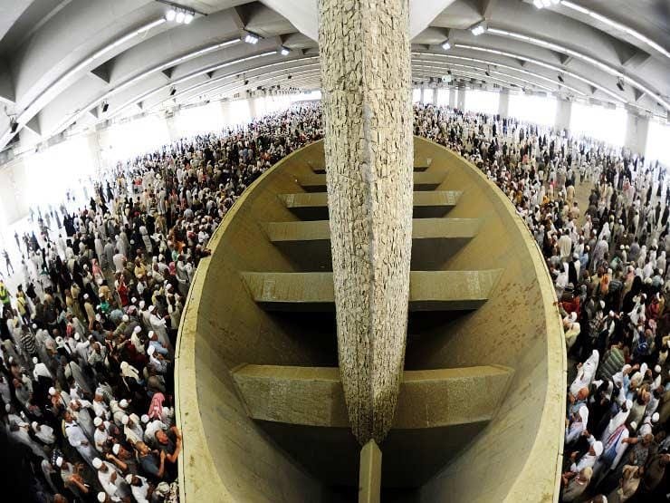 Tradisi Penuh Makna: Mengenal Lempar Jumroh Di Mina - Rawda Umroh